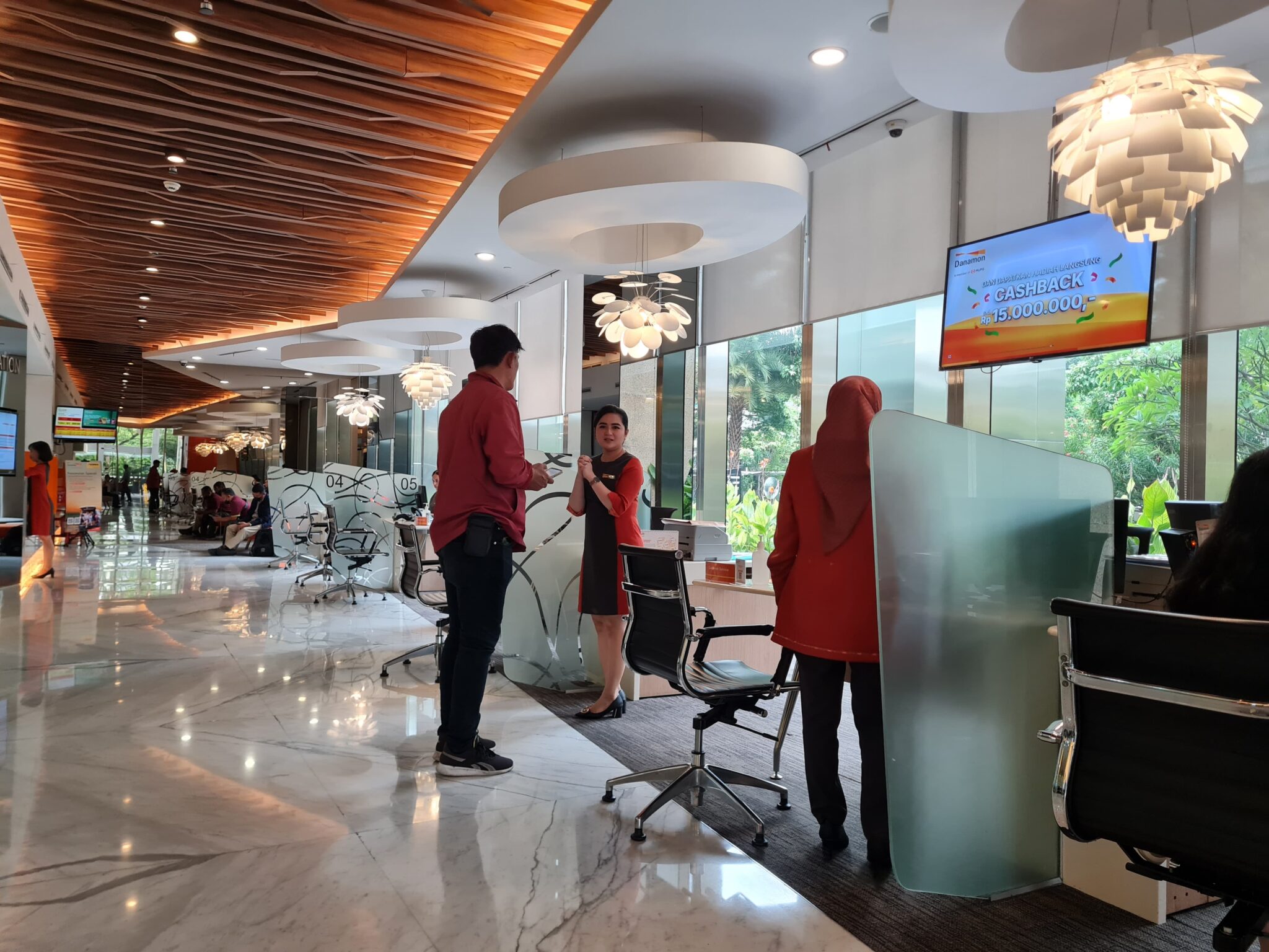 ダナモン銀行でJCBカード作った｜Hore!ジャカルタ・ディスカバリー