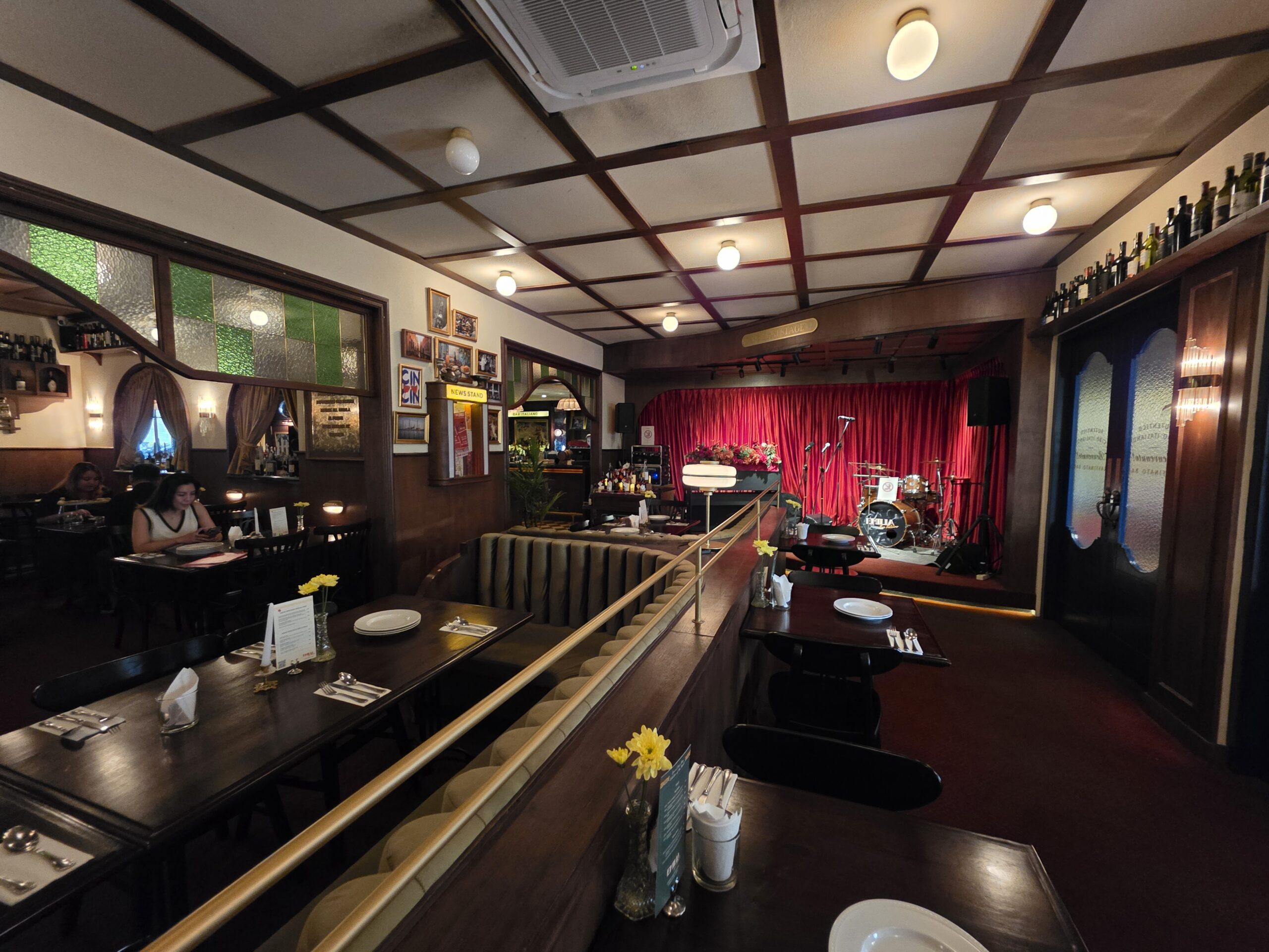 メンテンのイタリアン：Emilia Bar Italiano｜Hore!ジャカルタ・ディスカバリー